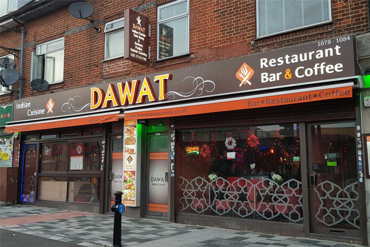 Rimless Build Up 3D Letters with internal led light sign board | Lion ...